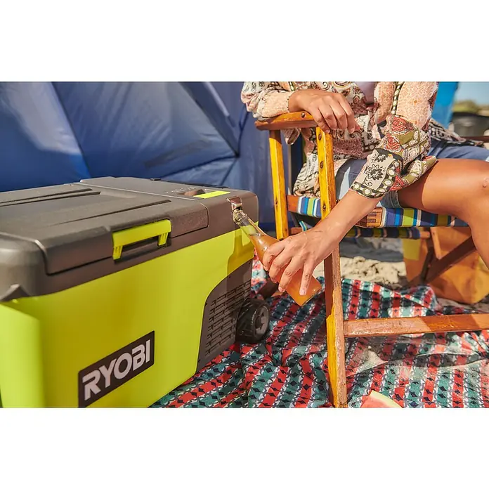 Ryobi ONE+ Akku-Kühlbox Hybrid RY18CB23A-0 - L x B x H: 72,5 x 42 x 49 ...
