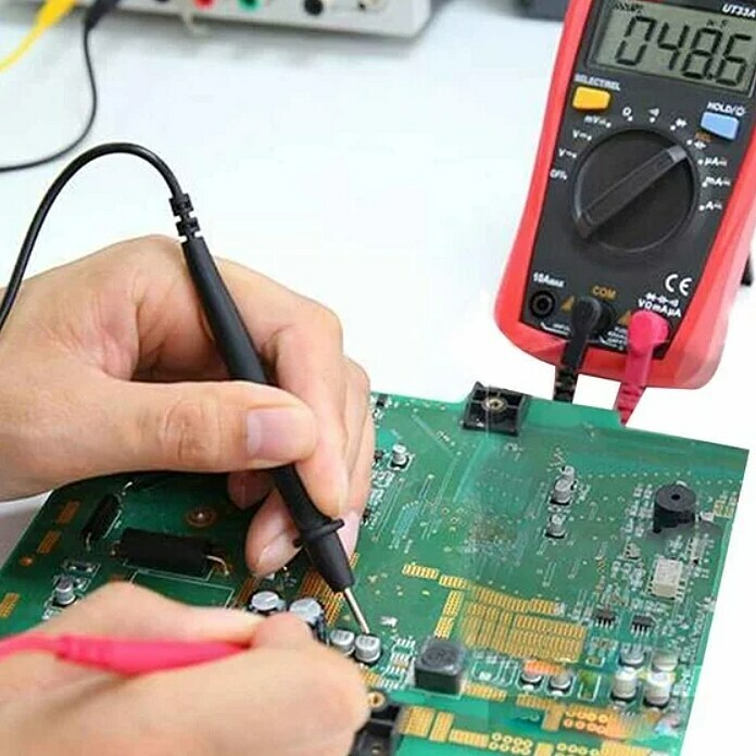 Multímetro digital UT131C (Rango de medición tensión alterna: 20 V ...