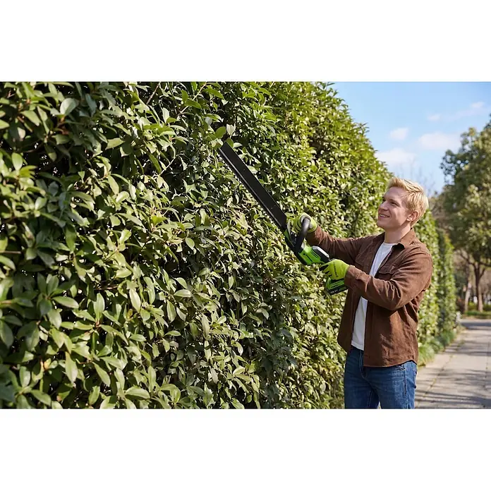 Greenworks Akku-Heckenschere GW 24V 51 cm BL - 24 V, Li-Ionen, 1 Akku ...